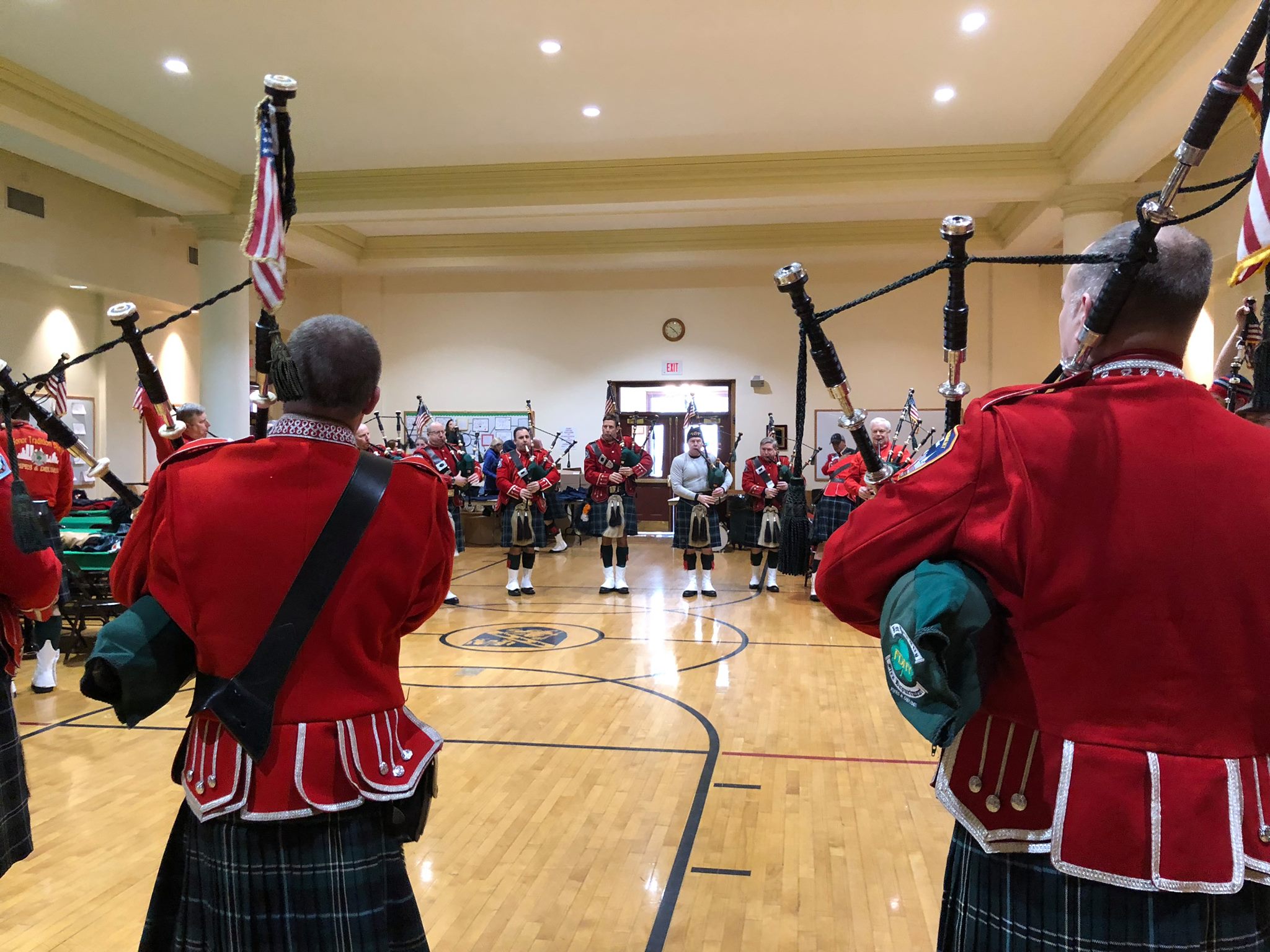 New York City Fire Department Emerald Society Pipes and Drums - FDNY ...